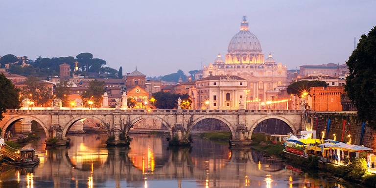 Immersive Overnights | Regent Seven Seas Cruises