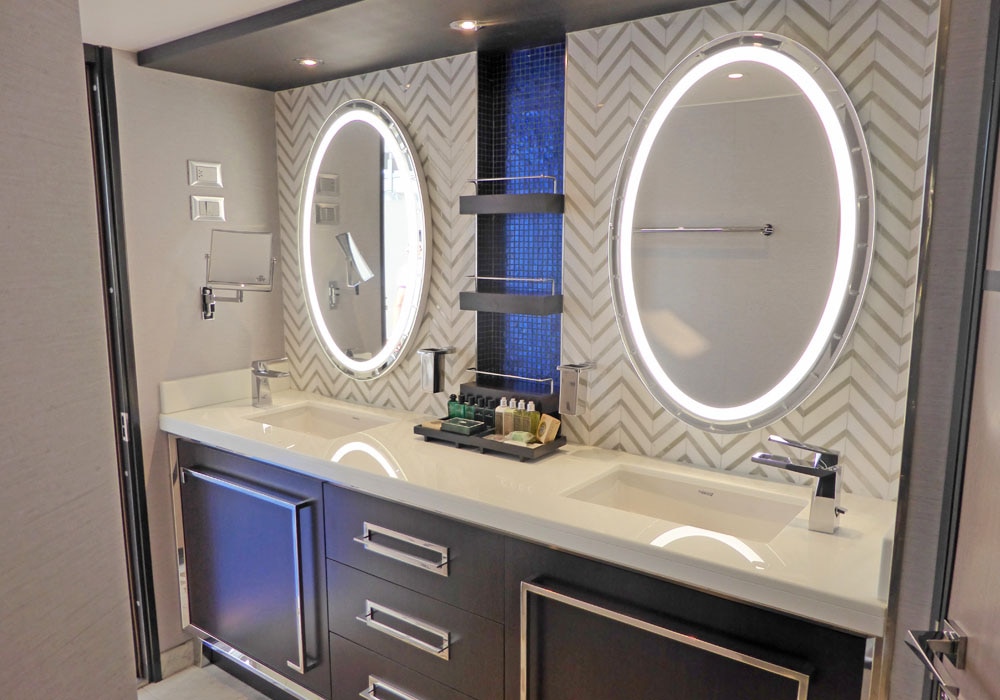 Luxury Cruise Ship | Seven Seas Splendor | Regent Seven Seas Cruises